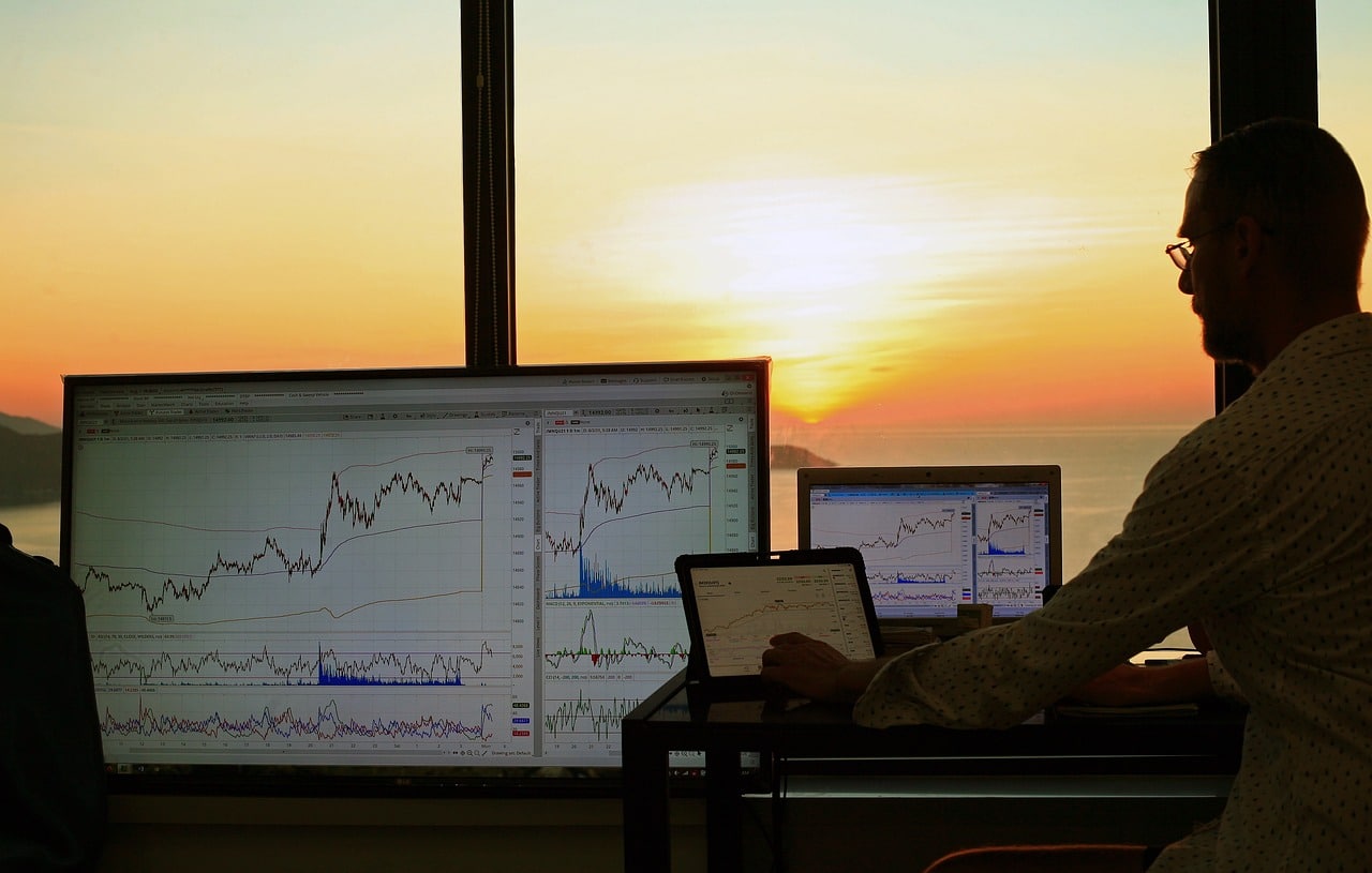 Les précautions à prendre avant de se lancer dans le trading en ligne ...